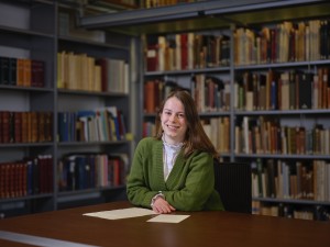 Anna werkt in het museum Allard Pierson: ‘De lok schaamhaar ligt nog in ...